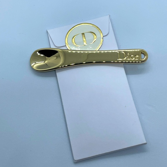 Dior | Skincare | Christian Dior Spoon Pendant Dior Prestige Applicator ...